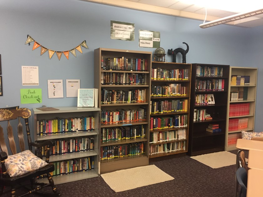 15 Ways to Bring More Reading Into the Classroom | Holly Teaches